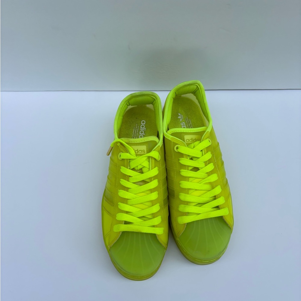 Adidas Superstar Neon Yellow Sneakers. Size 7 - Gem